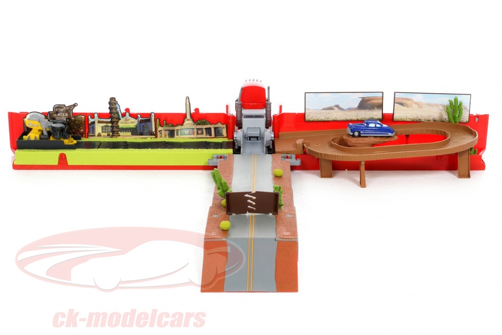 Mattel Disney Pixar Cars Mack Truck Spielset Deluxe L7531 Modellauto ...