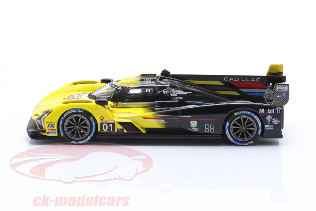 1:64 Cadillac V-Series.R #01 第三名 24h Daytona 2023 Chip Ganassi Racing TrueScale MGT00708L 模型 汽车 ...