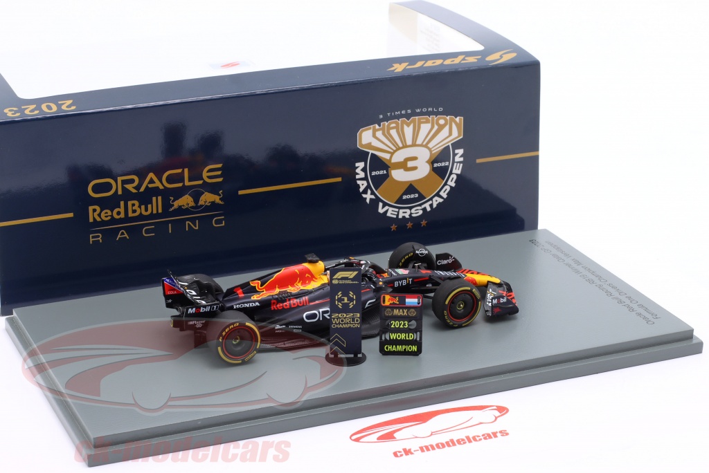 Spark 1:43 M. Verstappen Red Bull RB19 #1 优胜者 卡塔尔 GP 公式 1 世界冠军 2023 S8919 模型 汽车 S8919 9580006989192