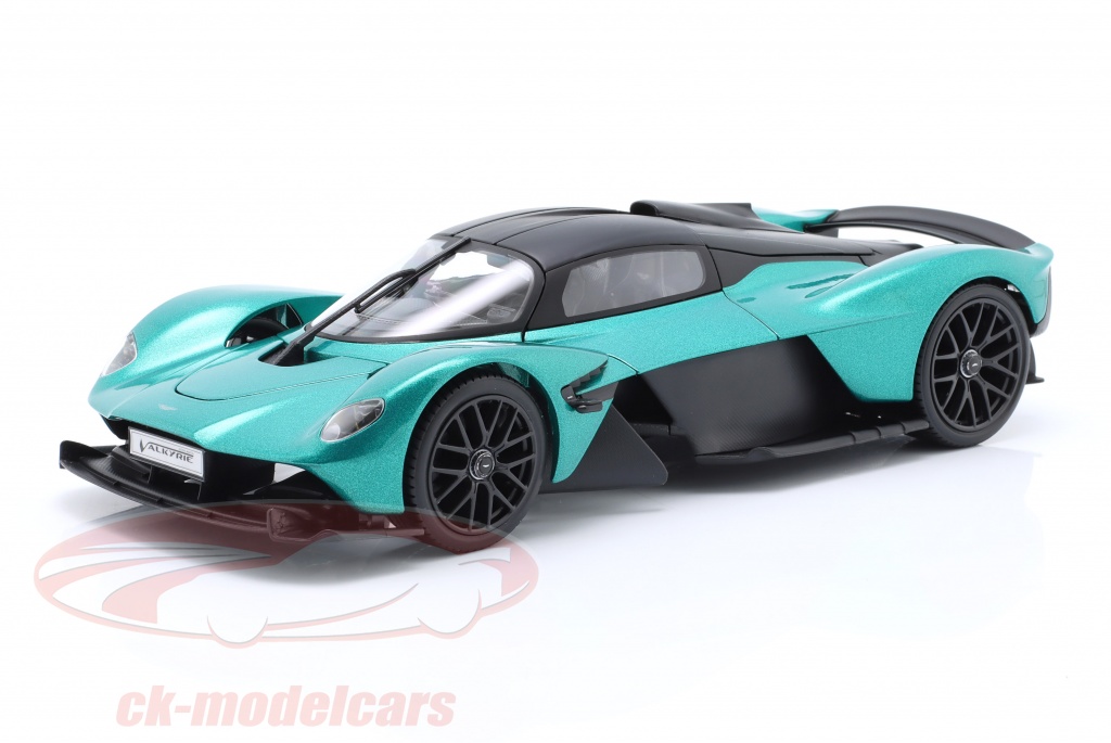 Maisto 1:18 Aston Martin Valkyrie year 2022 green 31465 model car 31465 ...
