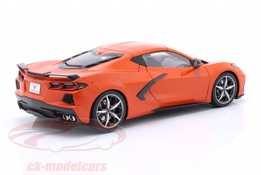 AUTOart 1:18 Chevrolet Corvette C8 Stingray Z51 year 2020 sebring ...