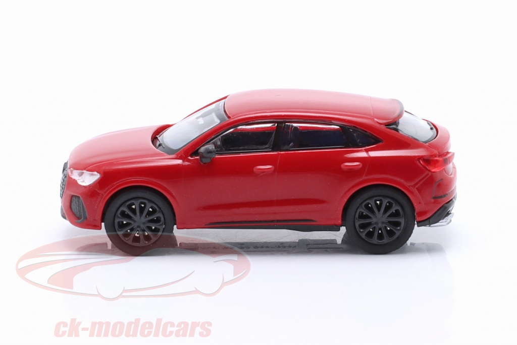 Minichamps 1:87 Audi RS Q3 (F3) Sportback Année de construction 2019 rouge métallique 870010100 ...