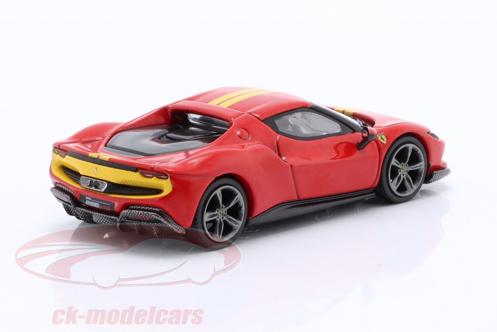 True Scale 1:64 Ferrari 296 GTB Assetto Fiorano Byggeår 2023 corsa rød ...