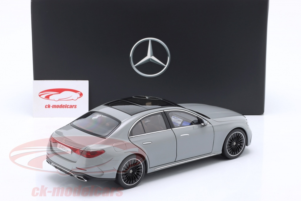 iScale 1:18 Mercedes-Benz E-Klasse Limousine AMG-Line (W214) 2024 ...