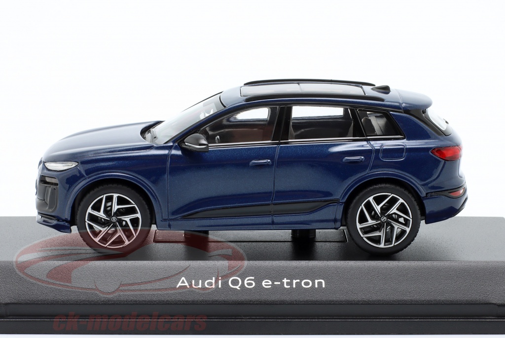 Spark 1:43 Audi Q6 e-tron ascari blue 5012326632 model car 5012326632 ...