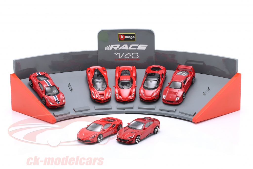 Bburago 1:43 7-Car Set Ferrari rouge FERRARISET-01 modèle voiture ...