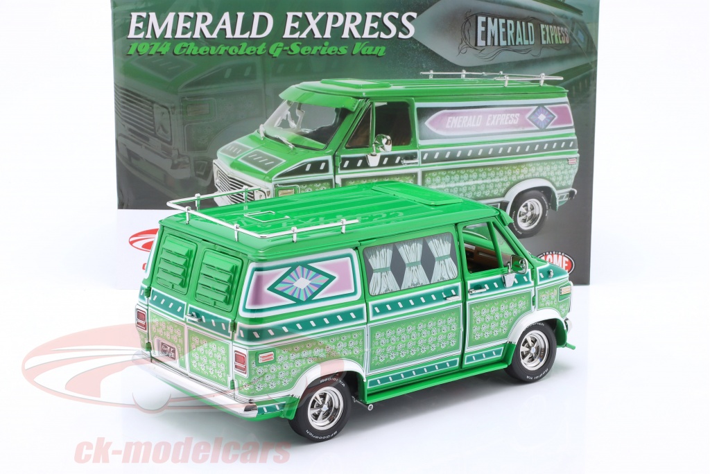 GMP 1:18 Chevrolet G-Series Van The Emerald Express 1974 green / decor ...