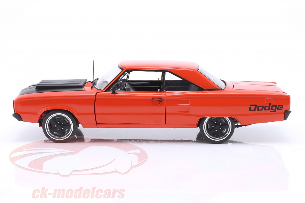 GMP 1:18 Dodge Coronet R/T Restomod Baujahr 1967 rot / schwarz A1806604 ...