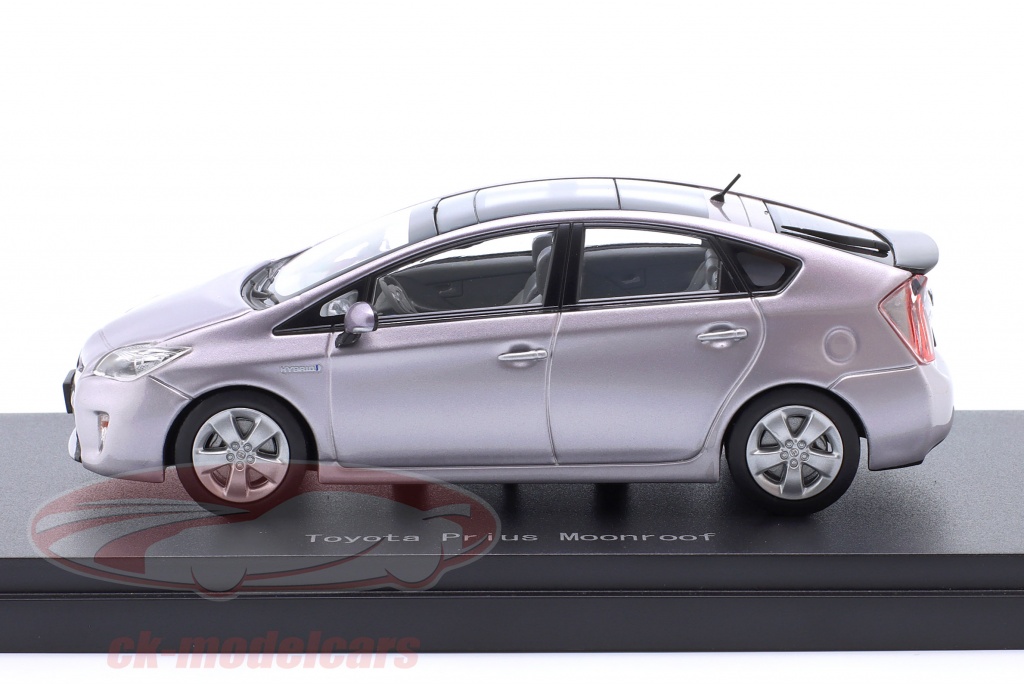 Ebbro 1:43 Toyota Prius Moonroof hell lila metallic 45150 Modellauto ...