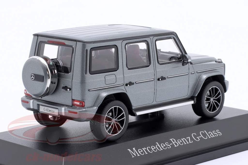Norev 1:43 Mercedes-Benz G级 G 500 AMG Line (W465) 2024 铂 马格诺 B66960660 模型 汽车 B66960660