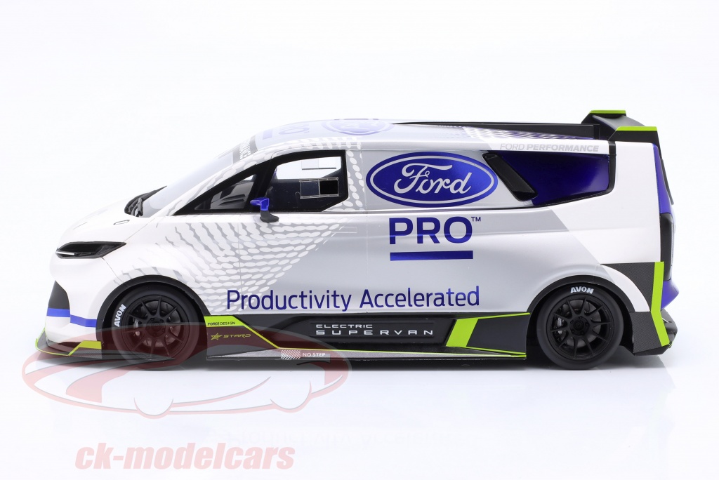 Schuco 1:18 Ford Transit Supervan 4 year 2022 white / grey 450066300 model car 450066300 ...