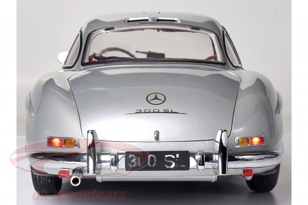 Ixo 1:8 Mercedes-Benz 300 SL Gullwing (W198) 1954-1957 silver metallic ...