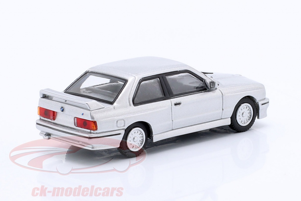 Minichamps 1:87 BMW M3 (E30) Année de construction 1986 argent ...