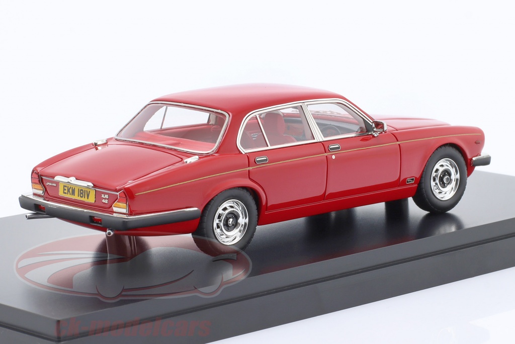Matrix 1:43 Jaguar XJ6 4.2 Series III Año de construcción 1979-1985 ...