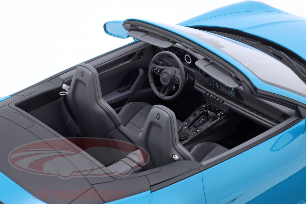 Minichamps 1:8 Porsche 911 (992) Carrera 4S Cabriolet 2020 Miami blue ...