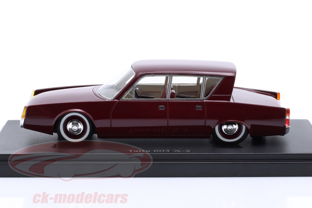 AutoCult 1:43 Tatra 603 X-2 year 1966 red 99124 model car 99124
