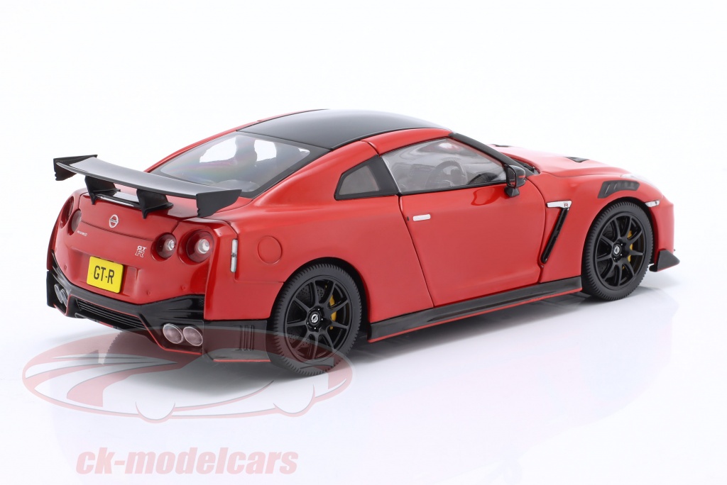 WhiteBox 1:24 Nissan GT-R Nismo Coupe year 2021 red WB124231-O model ...