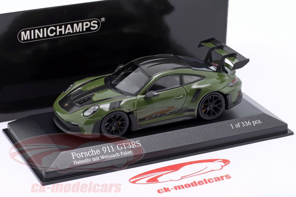 Minichamps 1:43 Porsche 911 (992) GT3 RS Weissach Paket 2024 nato oliv / schwarze Felgen ...