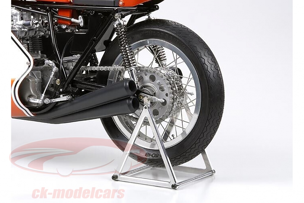 Tamiya 1:6 Honda CB 750 Racing Kit 23210 model car 23210 300023210 4950344232109