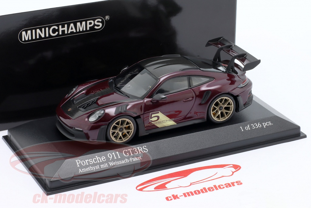Minichamps 1:43 Porsche 911 (992) GT3 RS Weissach-Paket Baujahr 2023 amethyst / goldene Felgen ...