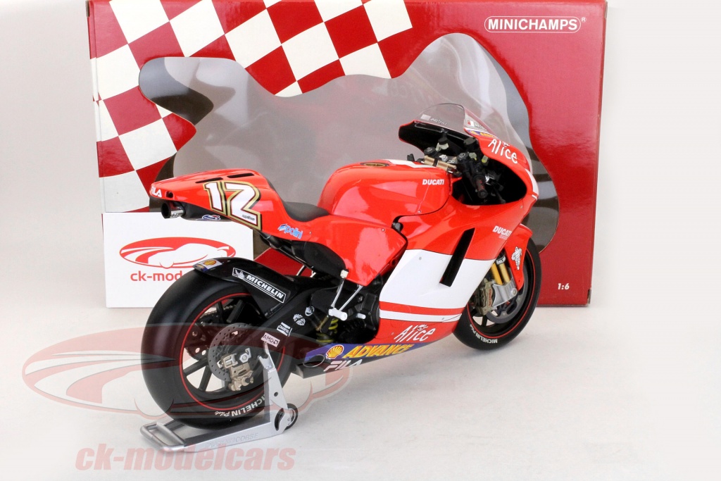 Minichamps 1:6 Troy Bayliss Ducati Desmosedici MotoGP 2004 062040012 ...