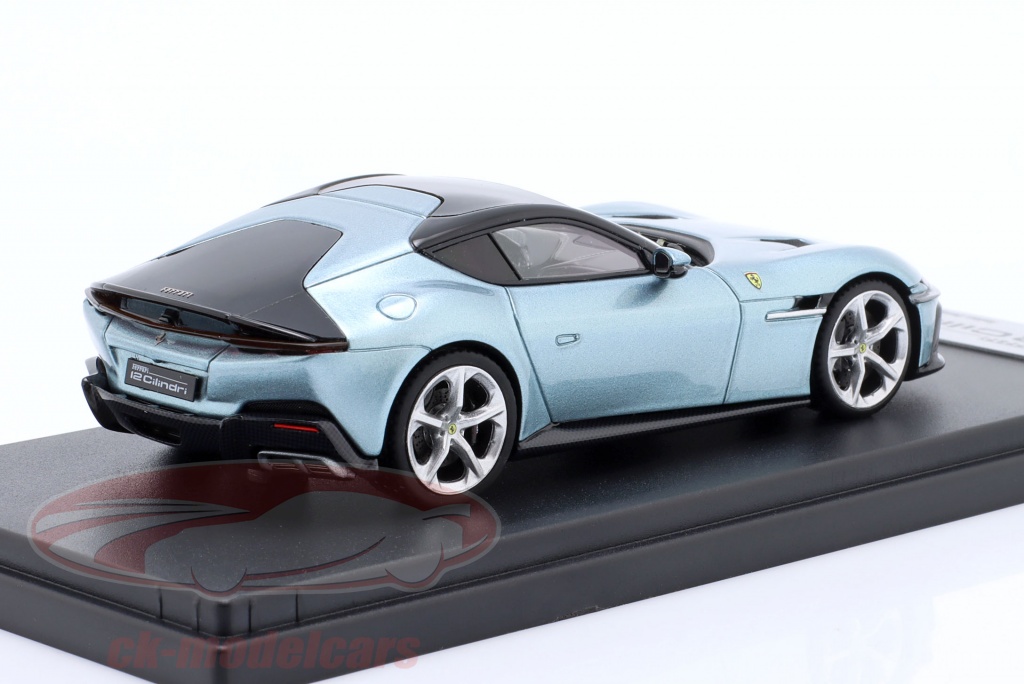 LookSmart 1:43 Ferrari 12 Cilindri Baujahr 2024 hellblau metallic ...