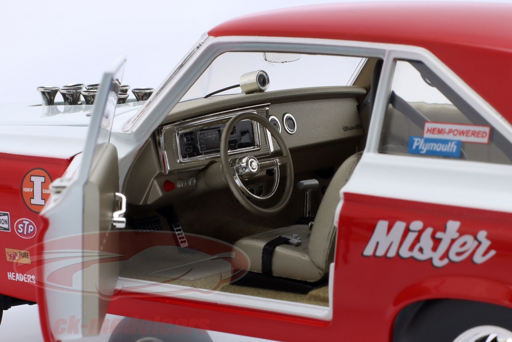 GMP 1:18 Plymouth AWB Mister Speed year 1965 red / white A1806511 model ...