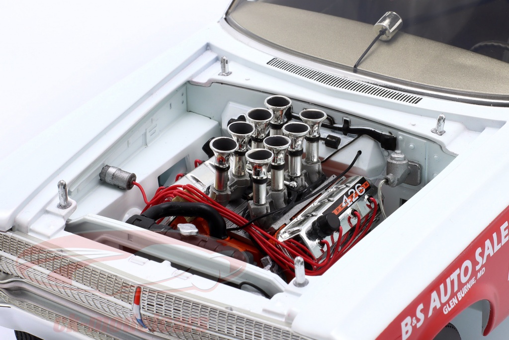 GMP 1:18 Plymouth AWB Mister Speed year 1965 red / white A1806511 model ...