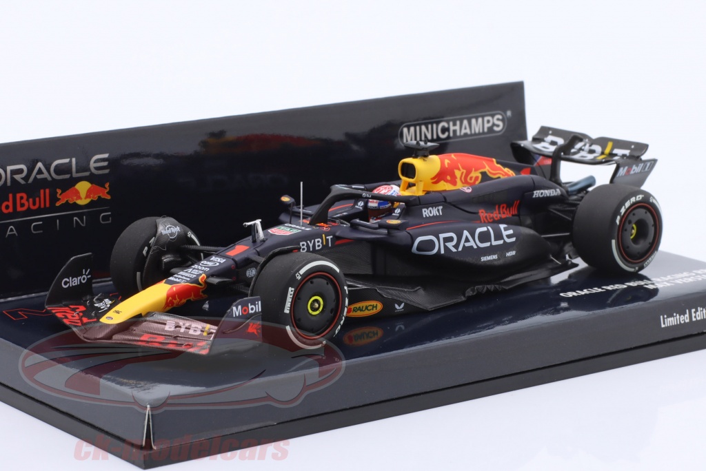 Minichamps 1:43 Max Verstappen Red Bull RB20 #1 Formule 1 Champion du monde 2024 410240101 ...