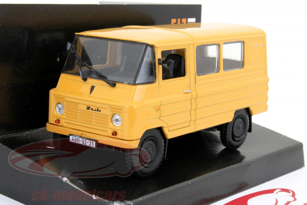 Altaya 1:43 ZUK A07 dark yellow CK9991230 model car CK9991230