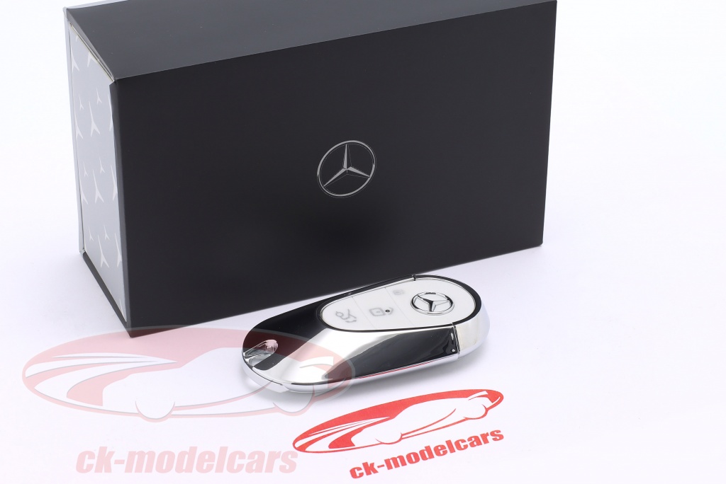USB-Stick 32GB Mercedes-Benz Generation 7 weiß / chrom B6695911439 ...