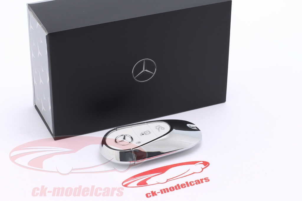 USB-Stick 32GB Mercedes-Benz Generation 7 weiß / chrom B6695911439 ...
