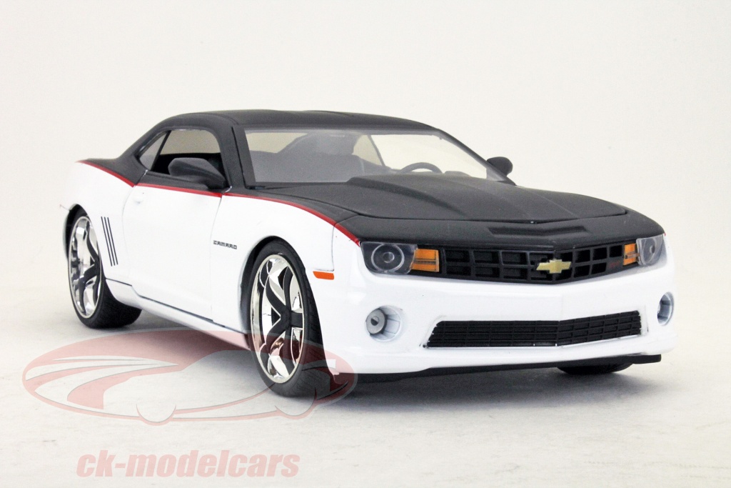 Jadatoys 1:18 Chevrolet Camaro SS Tuning Version Bj. 2010 schwarz ...