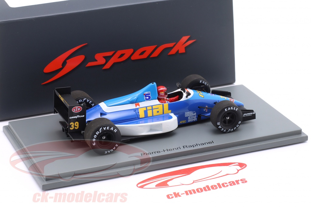 Spark 1:43 Pierre-Henri Raphanel Rial ARC2 #39 Practice Belgium GP ...