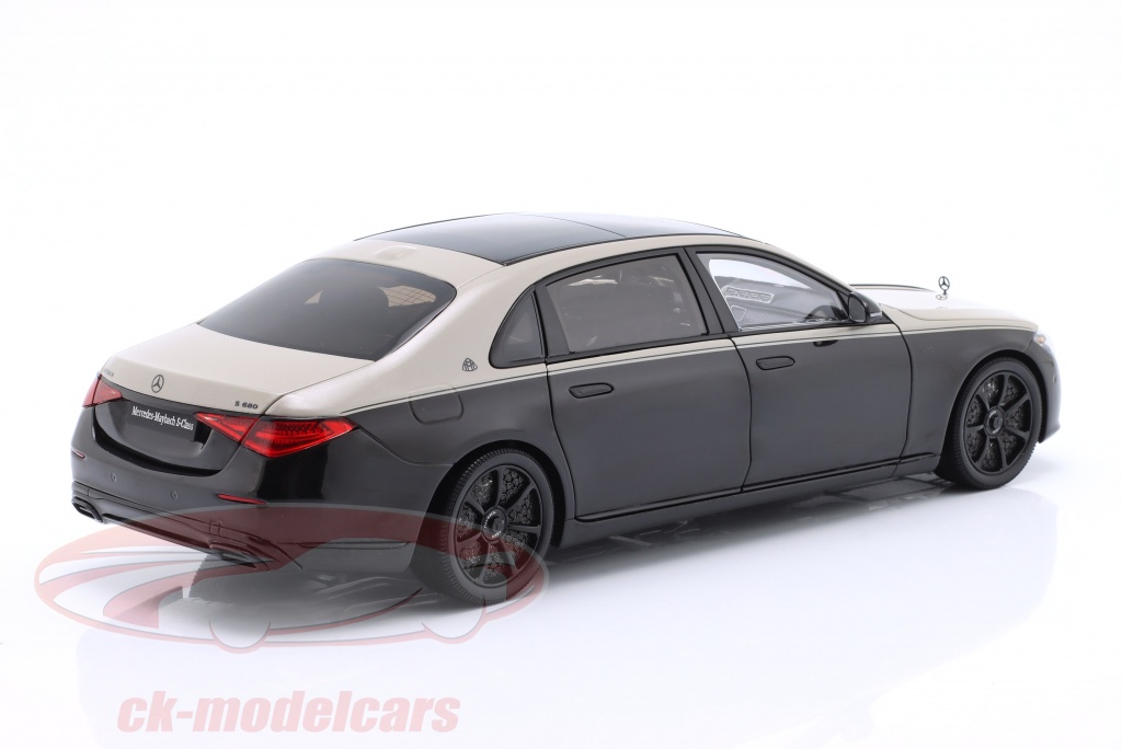 Almost Real 1:18 Mercedes-Benz Maybach S Class Year 2023 mojave silver ...