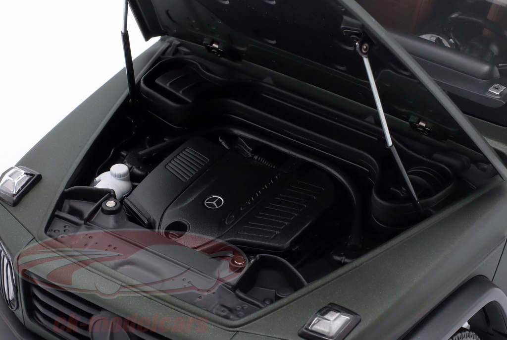 Norev 1:18 Mercedes-Benz G-Class W465 Professional Line Year 2022 olive ...