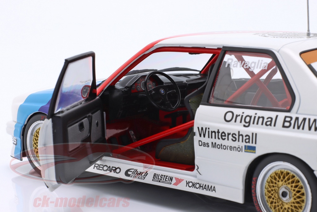 WERK83 1:18 BMW M3 (E30) #15 DTM Champion 1989 Roberto Ravaglia W18038002C (Collector's Box ...