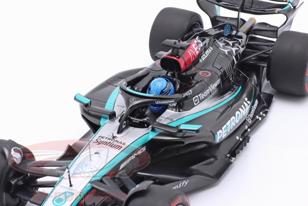 Minichamps 1:18 George Russell Mercedes-AMG F1 W15 #63 British GP ...