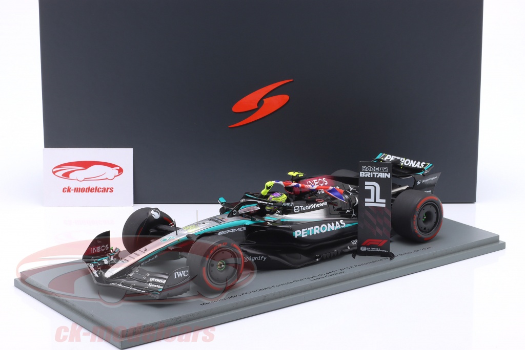 Spark 1:18 Lewis Hamilton Mercedes-AMG F1 W15 #44 Sieger British GP Formel 1 2024 18S999 ...