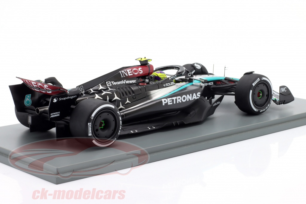 Spark 1:18 Lewis Hamilton Mercedes-AMG F1 W15 #44 Bahrain GP Formel 1 2024 18S976 Modellauto ...