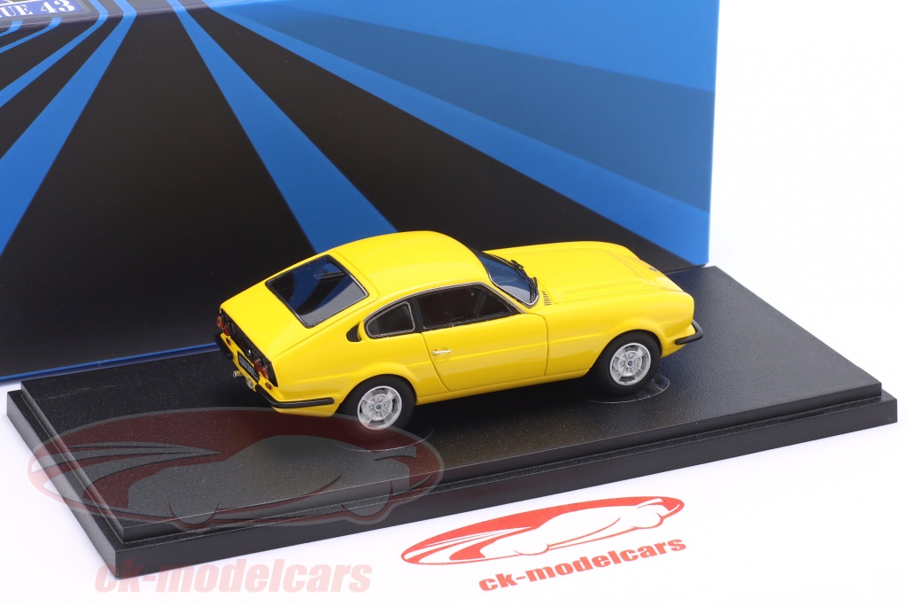 AutoCult 1:43 Anadol STC-16 建設年 1973 黄色 60124 モデル 車 60124