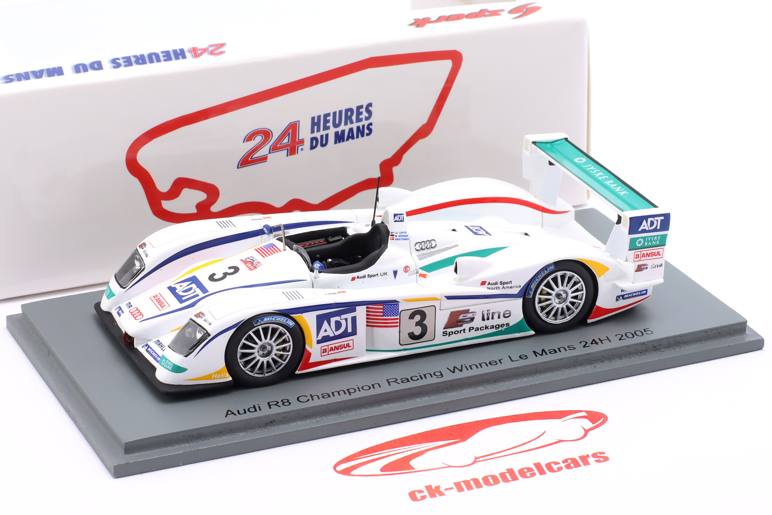 Spark 1:43 Audi R8 #3 Sieger 24h LeMans 2005 Lehto, Werner, Kristensen ...