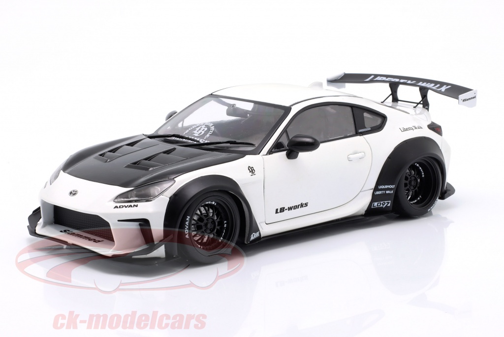 Solido 1:18 Toyota GR86 LBWK Body Kit 2024 pearl white S1813602 model ...