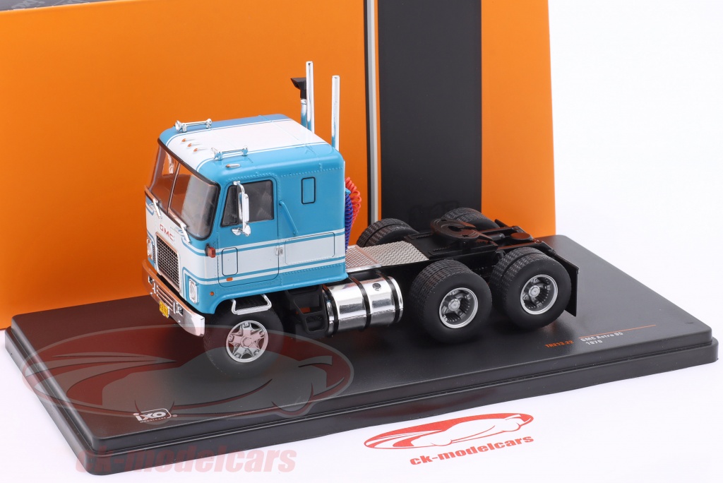 Ixo 1:43 GMC Astro 95 SZM year 1970 blue / white TR213.22 model car ...