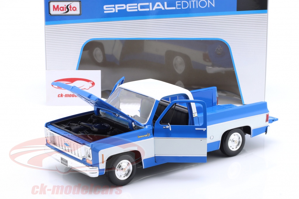 Maisto 1:18 Chevrolet C10 Cheyenne Super Pick-Up Baujahr 1974 blau ...