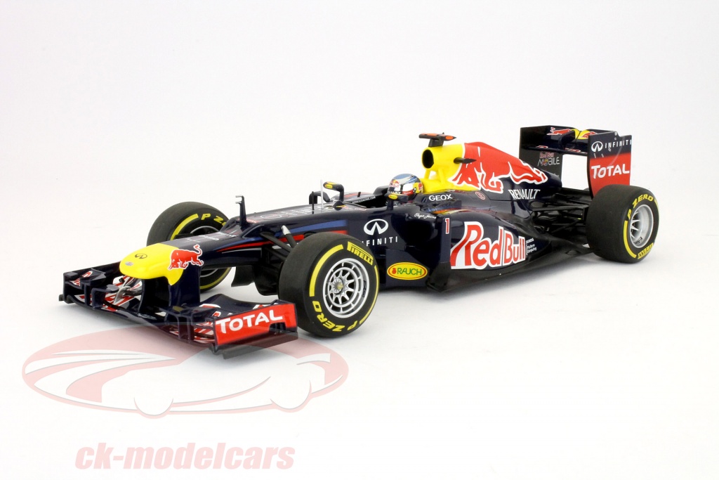 Minichamps 1:18 S. Vettel Red Bull Renault RB8 formula 1 worldchampion ...