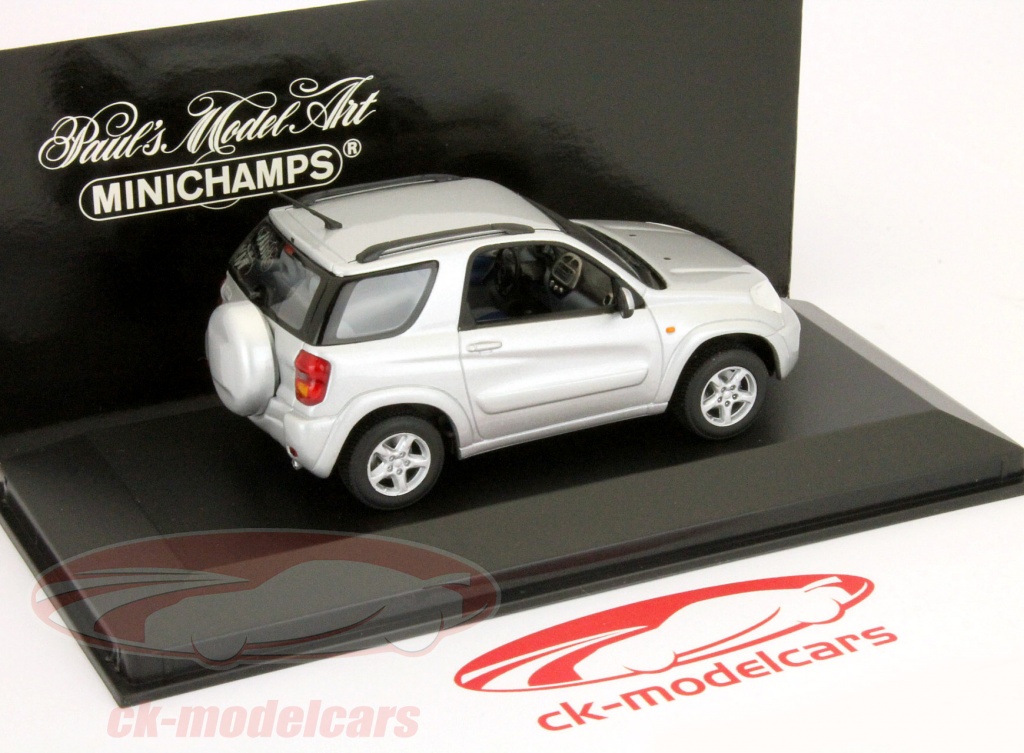 Minichamps 1:43 Toyota RAV 4 silber CK9991358 Modellauto CK9991358