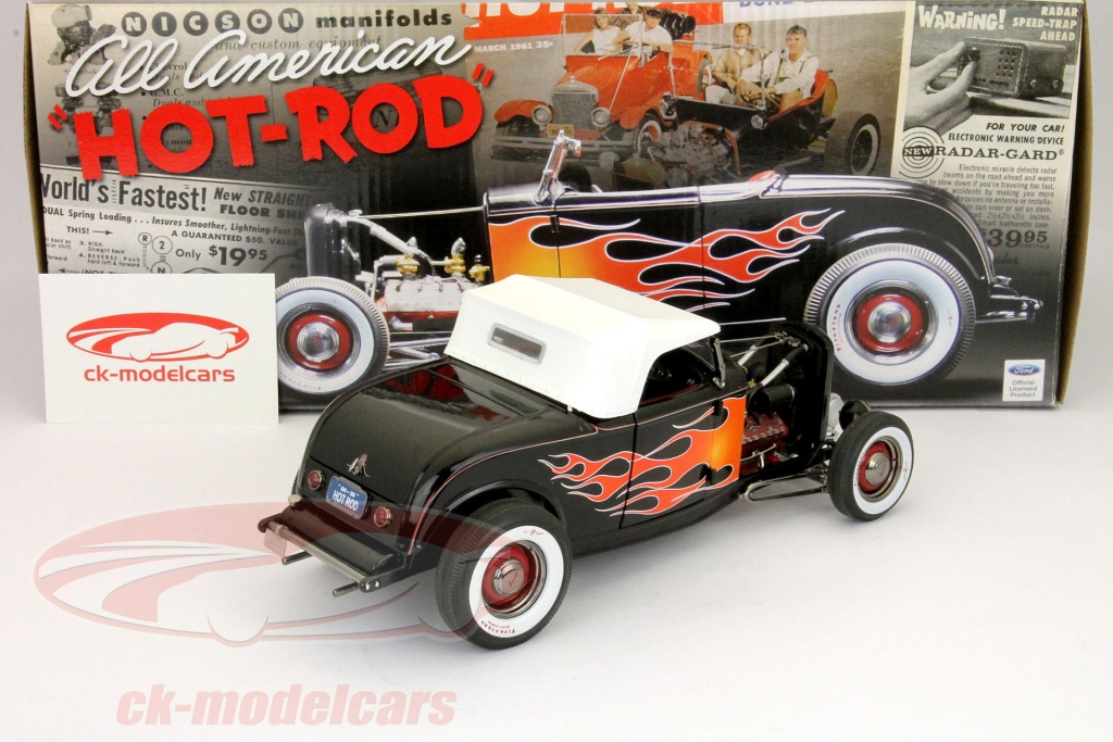 GMP 1:18 Ford Coupe Hot Rod, construit en 1932, noir avec des flammes ...
