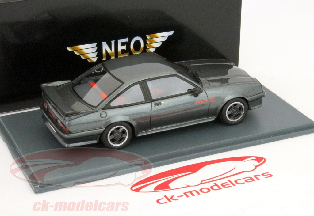 Neo 1:43 Opel Manta GSI Exclusiv Irmscher Årgang 1985 grå NEO45470 model bil NEO45470 173078