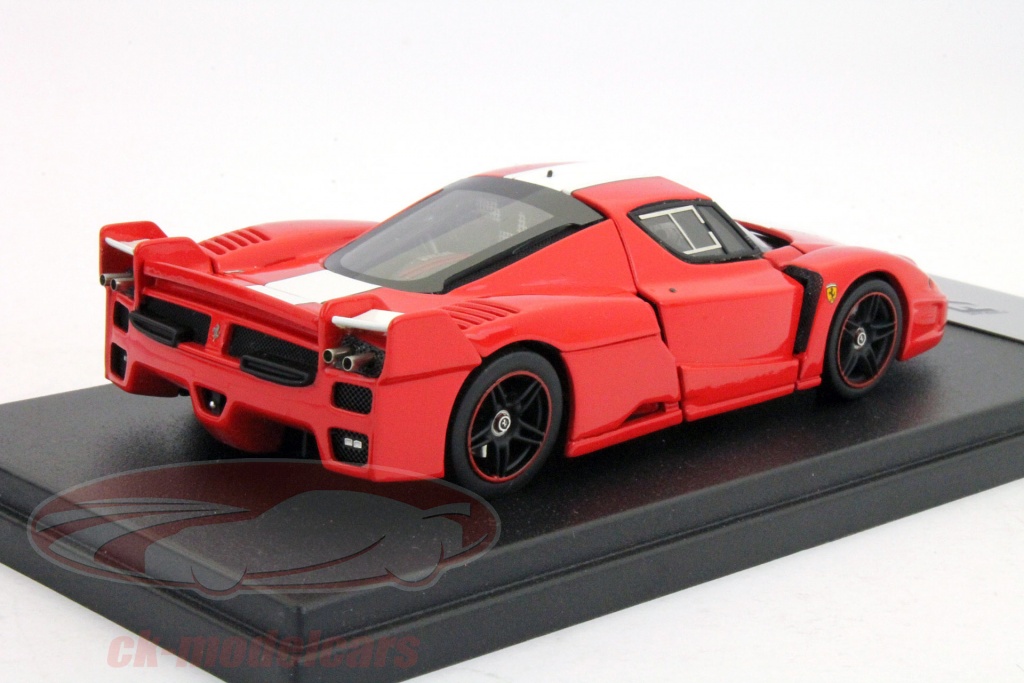 Kyosho 1:43 Franck Muller Ferrari FXX 2007 rouge avec bande blanche ...